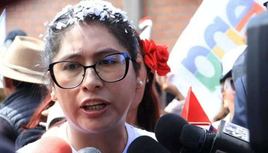 ¡Camila Ribera Roca es la Reina del Carnaval Cruceño 2026!