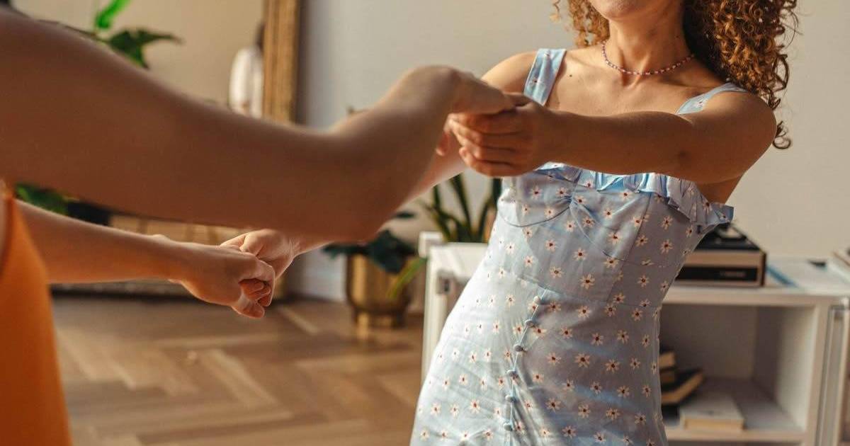 El Sexi Baile De Una Mujer Para Ganar Un Concurso Del Día De Las Madres