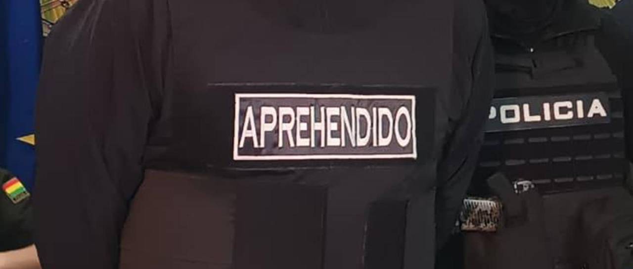 Cae hombre que ofrecía cargos en instituciones públicas a cambio de dinero