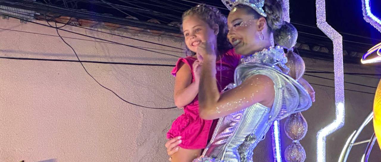 Camila I roba miradas y derrocha alegría en la cuarta ‘preca’ del ...